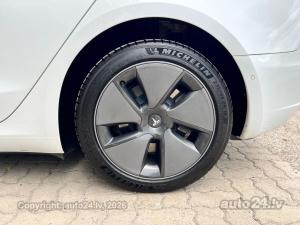 Balts Tesla Model 3 2023 Tallina, ar dzinēja tilpumu 0.00 L un nobraukumu 38 tūkst. km par 34990 €, foto 15 vietnē AUTOMOTO.COM.LV