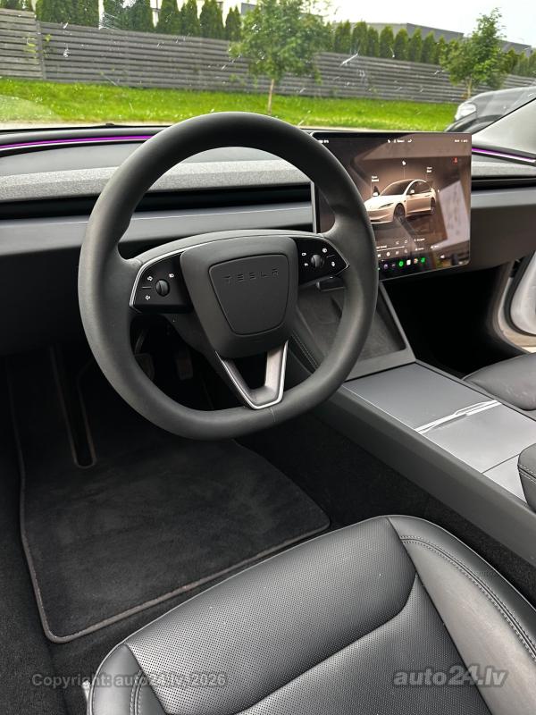 Balts Tesla Model 3 2023 Tallina, ar dzinēja tilpumu 0.00 L un nobraukumu 45 tūkst. km par 37999 €, foto 6 vietnē AUTOMOTO.COM.LV