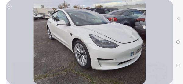Balts Tesla Model 3 2024 Kauņa, ar dzinēja tilpumu 0.00 L un nobraukumu 30 tūkst. km par 16400 €, foto 1 vietnē AUTOMOTO.COM.LV