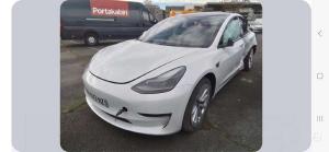 White Tesla Model 3 2024 in Kaunas, with an engine capacity of 0.00 L and mileage of 30 thousand km for 16400 €, photo 6 on AUTOMOTO.COM.LV