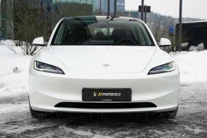 Balts Tesla Model 3 2024 Viļņa, ar dzinēja tilpumu 0.00 L un nobraukumu 65 tūkst. km par 37900 €, foto 5 vietnē AUTOMOTO.COM.LV
