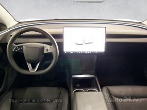 Balts Tesla Model 3 2024 Tallina, ar dzinēja tilpumu 0.00 L un nobraukumu 62 tūkst. km par 42990 €, foto 6 vietnē AUTOMOTO.COM.LV