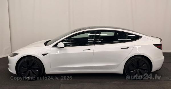 Белый Тесла Модель 3 2024 в Таллин, объемом двигателя 0.00 л и пробегом 35 тыс. км за 44500 €, фото 4 на AUTOMOTO.COM.LV