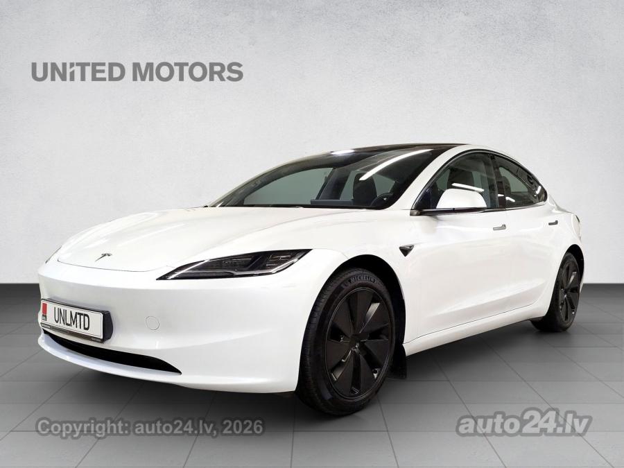 White Tesla Model 3 2024 in Tallinn, with an engine capacity of 0.00 L and mileage of 30 thousand km for 45990 €, photo 1 on AUTOMOTO.COM.LV