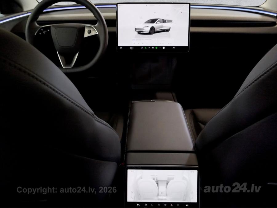 White Tesla Model 3 2024 in Tallinn, with an engine capacity of 0.00 L and mileage of 30 thousand km for 45990 €, photo 9 on AUTOMOTO.COM.LV