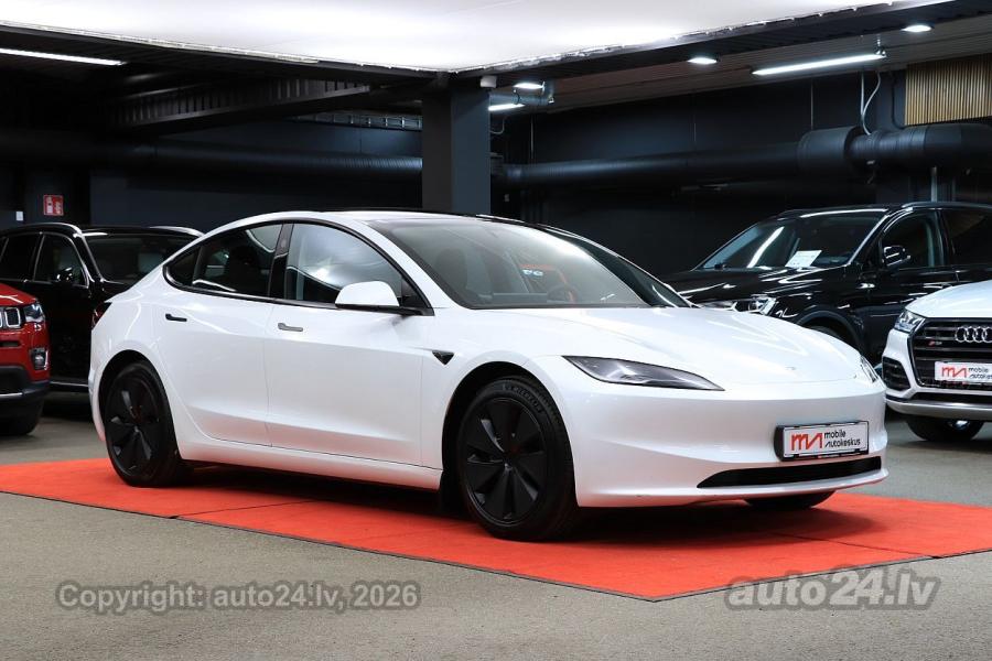 Balts Tesla Model 3 2024 Tallina, ar dzinēja tilpumu 0.00 L un nobraukumu 53 tūkst. km par 42995 €, foto 1 vietnē AUTOMOTO.COM.LV