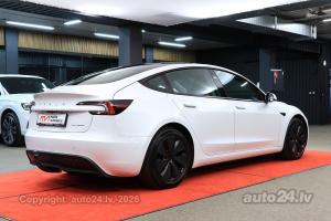 Balts Tesla Model 3 2024 Tallina, ar dzinēja tilpumu 0.00 L un nobraukumu 53 tūkst. km par 42995 €, foto 4 vietnē AUTOMOTO.COM.LV