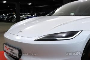 Balts Tesla Model 3 2024 Tallina, ar dzinēja tilpumu 0.00 L un nobraukumu 53 tūkst. km par 42995 €, foto 28 vietnē AUTOMOTO.COM.LV
