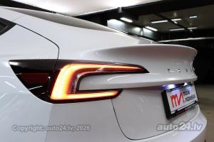 Balts Tesla Model 3 2024 Tallina, ar dzinēja tilpumu 0.00 L un nobraukumu 53 tūkst. km par 42995 €, foto 30 vietnē AUTOMOTO.COM.LV