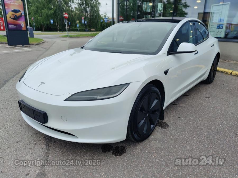 Balts Tesla Model 3 2024 Tartu, ar dzinēja tilpumu 0.00 L un nobraukumu 37 tūkst. km par 44900 €, foto 1 vietnē AUTOMOTO.COM.LV