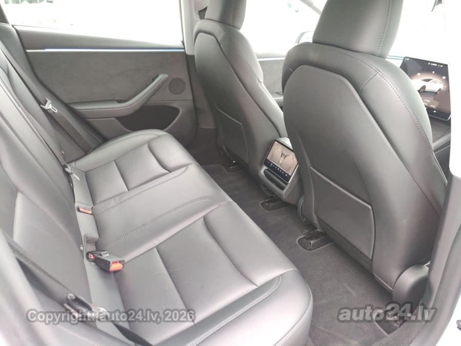 Balts Tesla Model 3 2024 Tartu, ar dzinēja tilpumu 0.00 L un nobraukumu 37 tūkst. km par 44900 €, foto 14 vietnē AUTOMOTO.COM.LV