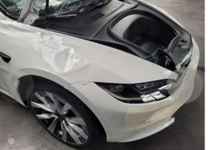 White Tesla Model 3 2024 in Kaunas, with an engine capacity of 0.00 L and mileage of 40 thousand km for 25900 €, photo 9 on AUTOMOTO.COM.LV