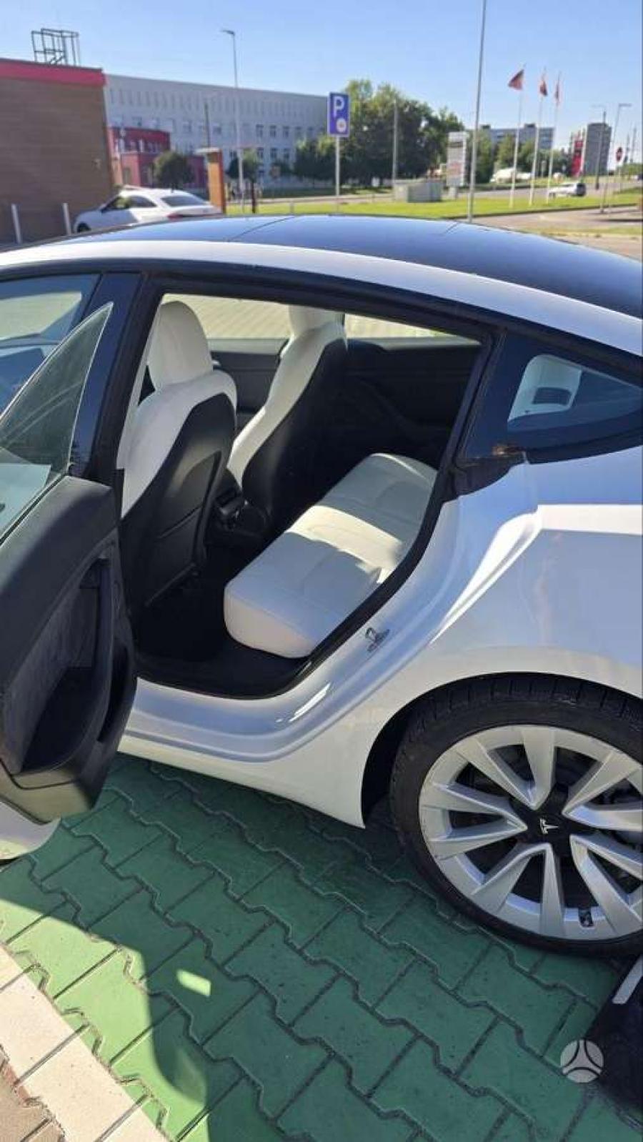 Balts Tesla Model 3 2024 Kauņa, ar dzinēja tilpumu 0.00 L un nobraukumu 21 tūkst. km par 23500 €, foto 17 vietnē AUTOMOTO.COM.LV