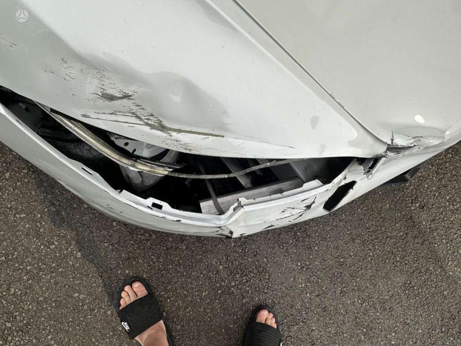 Balts Tesla Model 3 2024 Kauņa, ar dzinēja tilpumu 0.00 L un nobraukumu 36 tūkst. km par 21600 €, foto 5 vietnē AUTOMOTO.COM.LV