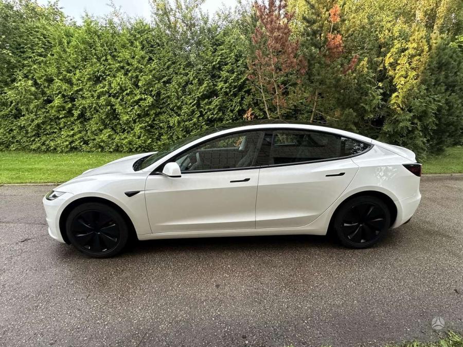Balts Tesla Model 3 2024 Kauņa, ar dzinēja tilpumu 0.00 L un nobraukumu 36 tūkst. km par 21600 €, foto 6 vietnē AUTOMOTO.COM.LV