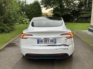 Balts Tesla Model 3 2024 Kauņa, ar dzinēja tilpumu 0.00 L un nobraukumu 36 tūkst. km par 21600 €, foto 9 vietnē AUTOMOTO.COM.LV