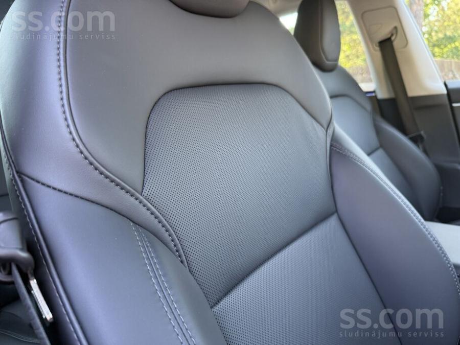 White Tesla Model 3 2024 in Jurmala, with an engine capacity of 0.00 L and mileage of 0 thousand km for 36950 €, photo 19 on AUTOMOTO.COM.LV
