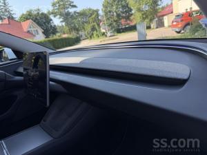 White Tesla Model 3 2024 in Jurmala, with an engine capacity of 0.00 L and mileage of 0 thousand km for 36950 €, photo 20 on AUTOMOTO.COM.LV