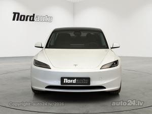 White Tesla Model 3 2024 in Tallinn, with an engine capacity of 0.00 L and mileage of 40 thousand km for 44900 €, photo 4 on AUTOMOTO.COM.LV
