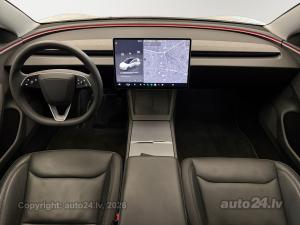 White Tesla Model 3 2024 in Tallinn, with an engine capacity of 0.00 L and mileage of 40 thousand km for 44900 €, photo 8 on AUTOMOTO.COM.LV