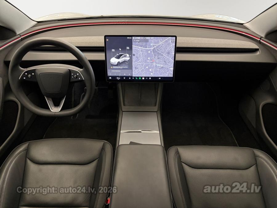 White Tesla Model 3 2024 in Tallinn, with an engine capacity of 0.00 L and mileage of 40 thousand km for 44900 €, photo 8 on AUTOMOTO.COM.LV