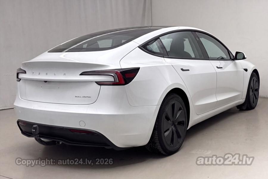 Balts Tesla Model 3 2024 Tallina, ar dzinēja tilpumu 0.00 L un nobraukumu 87 tūkst. km par 40990 €, foto 3 vietnē AUTOMOTO.COM.LV