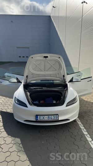 Balts Tesla Model 3 2024 Rīga, ar dzinēja tilpumu 0.00 L un nobraukumu 47 tūkst. km par 32500 €, foto 10 vietnē AUTOMOTO.COM.LV