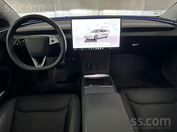 Белый Тесла Модель 3 2024 в Рига, объемом двигателя 0.00 л и пробегом 75 тыс. км за 42000 €, фото 6 на AUTOMOTO.COM.LV