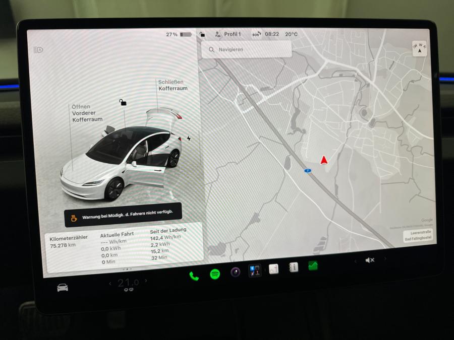 White Tesla Model 3 2024 in Riga, with an engine capacity of 0.00 L and mileage of 75 thousand km for 42000 €, photo 8 on AUTOMOTO.COM.LV