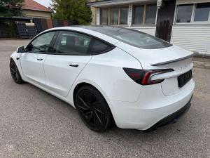 Balts Tesla Model 3 2024 Kauņa, ar dzinēja tilpumu 0.00 L un nobraukumu 24 tūkst. km par 27990 €, foto 4 vietnē AUTOMOTO.COM.LV
