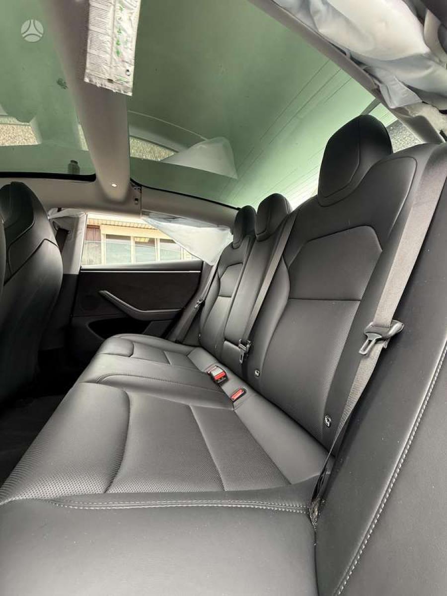 Balts Tesla Model 3 2024 Kauņa, ar dzinēja tilpumu 0.00 L un nobraukumu 24 tūkst. km par 27990 €, foto 15 vietnē AUTOMOTO.COM.LV
