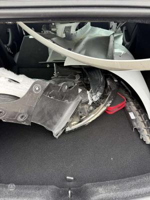 Balts Tesla Model 3 2024 Kauņa, ar dzinēja tilpumu 0.00 L un nobraukumu 24 tūkst. km par 27990 €, foto 17 vietnē AUTOMOTO.COM.LV