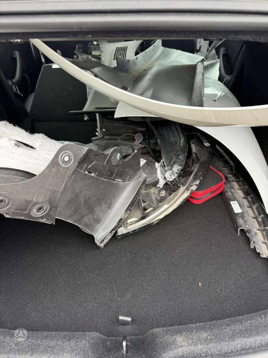 Balts Tesla Model 3 2024 Kauņa, ar dzinēja tilpumu 0.00 L un nobraukumu 24 tūkst. km par 27990 €, foto 17 vietnē AUTOMOTO.COM.LV