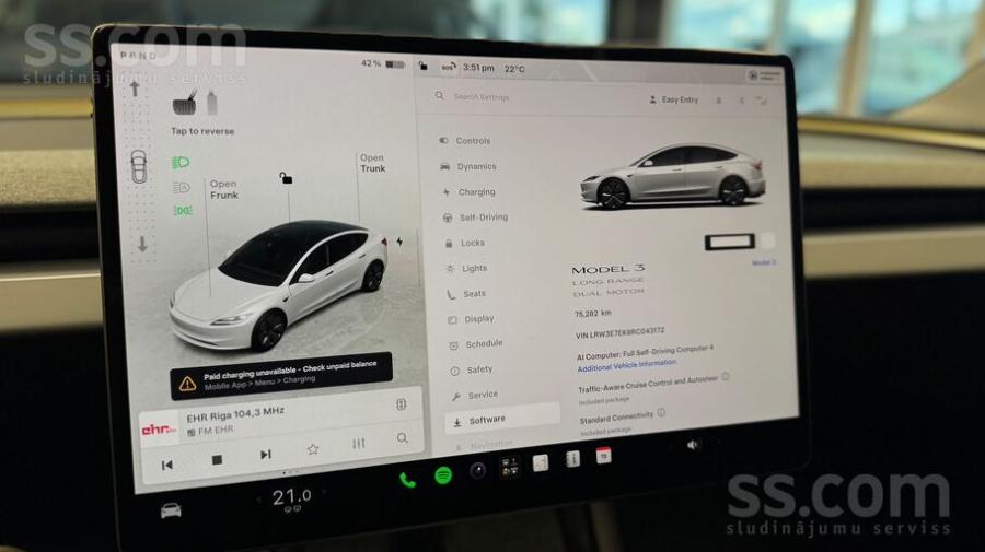 White Tesla Model 3 2024 in Riga, with an engine capacity of 0.00 L and mileage of 75 thousand km for 40990 €, photo 14 on AUTOMOTO.COM.LV
