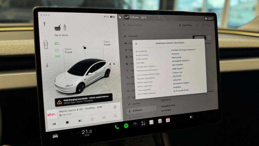 White Tesla Model 3 2024 in Riga, with an engine capacity of 0.00 L and mileage of 75 thousand km for 42000 €, photo 14 on AUTOMOTO.COM.LV