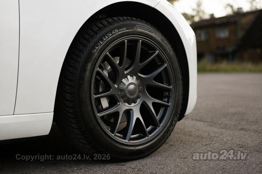 Balts Tesla Model 3 2024 Pērnava, ar dzinēja tilpumu 0.00 L un nobraukumu 29 tūkst. km par 32990 €, foto 10 vietnē AUTOMOTO.COM.LV