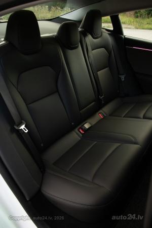 Balts Tesla Model 3 2024 Pērnava, ar dzinēja tilpumu 0.00 L un nobraukumu 29 tūkst. km par 32990 €, foto 19 vietnē AUTOMOTO.COM.LV