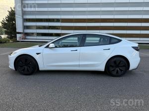 Balts Tesla Model 3 2024 Rīga, ar dzinēja tilpumu 0.00 L un nobraukumu 35 tūkst. km par 39900 €, foto 9 vietnē AUTOMOTO.COM.LV
