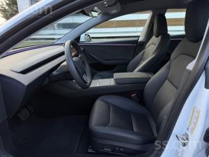 Balts Tesla Model 3 2024 Rīga, ar dzinēja tilpumu 0.00 L un nobraukumu 35 tūkst. km par 39900 €, foto 13 vietnē AUTOMOTO.COM.LV