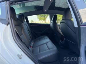 Balts Tesla Model 3 2024 Rīga, ar dzinēja tilpumu 0.00 L un nobraukumu 35 tūkst. km par 39900 €, foto 23 vietnē AUTOMOTO.COM.LV