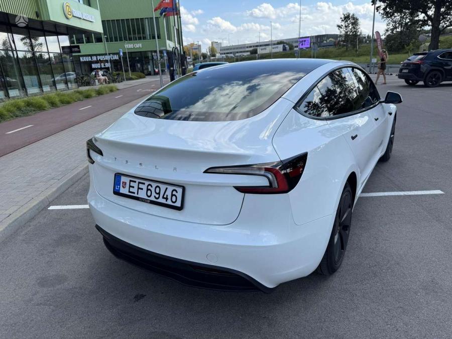 Balts Tesla Model 3 2024 Kauņa, ar dzinēja tilpumu 0.00 L un nobraukumu 69 tūkst. km par 32000 €, foto 6 vietnē AUTOMOTO.COM.LV