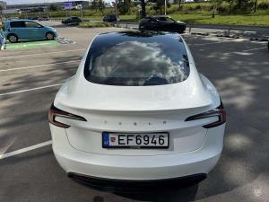 Balts Tesla Model 3 2024 Kauņa, ar dzinēja tilpumu 0.00 L un nobraukumu 69 tūkst. km par 32000 €, foto 8 vietnē AUTOMOTO.COM.LV