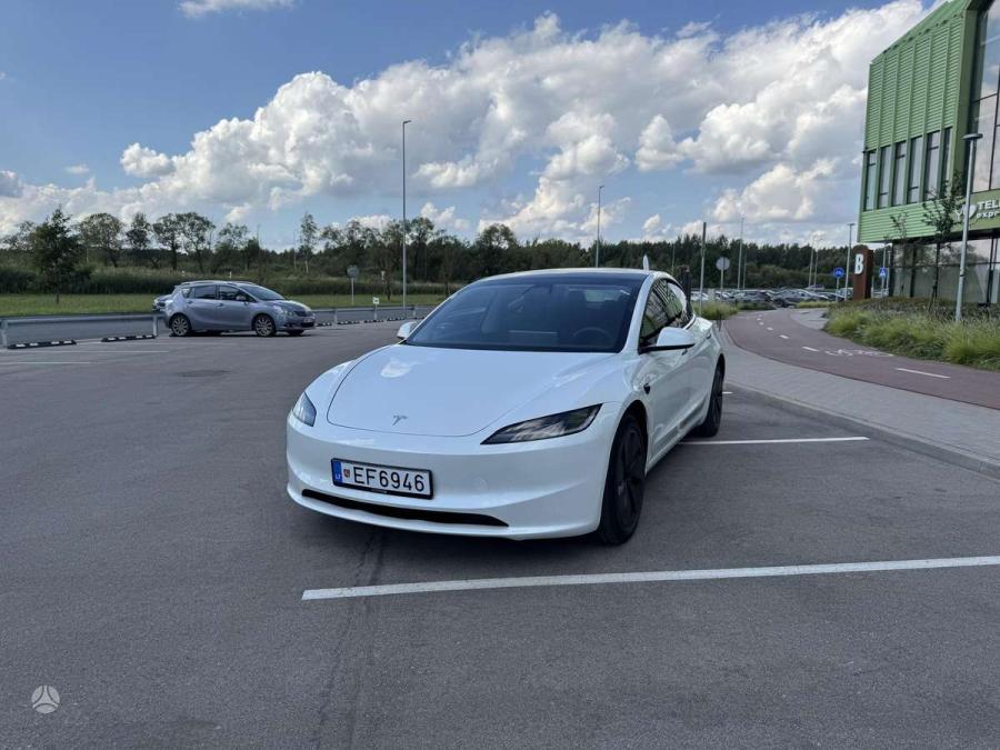 Balts Tesla Model 3 2024 Kauņa, ar dzinēja tilpumu 0.00 L un nobraukumu 69 tūkst. km par 32000 €, foto 14 vietnē AUTOMOTO.COM.LV