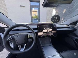 Balts Tesla Model 3 2024 Kauņa, ar dzinēja tilpumu 0.00 L un nobraukumu 69 tūkst. km par 32000 €, foto 19 vietnē AUTOMOTO.COM.LV