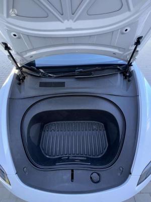 Balts Tesla Model 3 2024 Kauņa, ar dzinēja tilpumu 0.00 L un nobraukumu 69 tūkst. km par 32000 €, foto 21 vietnē AUTOMOTO.COM.LV