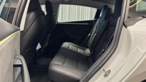 Balts Tesla Model 3 2024 Rīga, ar dzinēja tilpumu 0.00 L un nobraukumu 75 tūkst. km par 42000 €, foto 17 vietnē AUTOMOTO.COM.LV