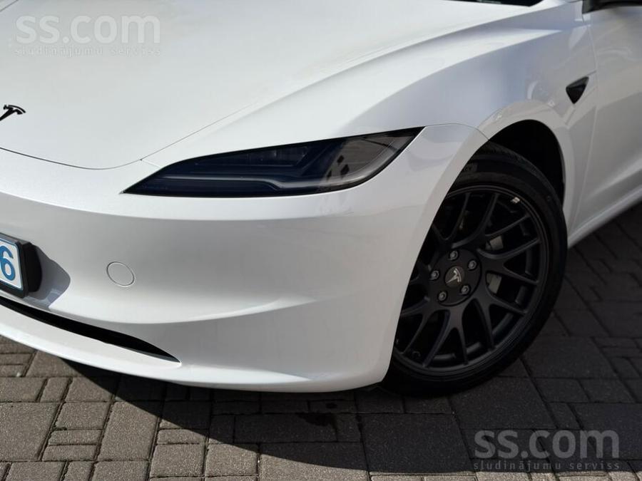 Balts Tesla Model 3 2024 Jelgava, ar dzinēja tilpumu 0.00 L un nobraukumu 64 tūkst. km par 34000 €, foto 4 vietnē AUTOMOTO.COM.LV