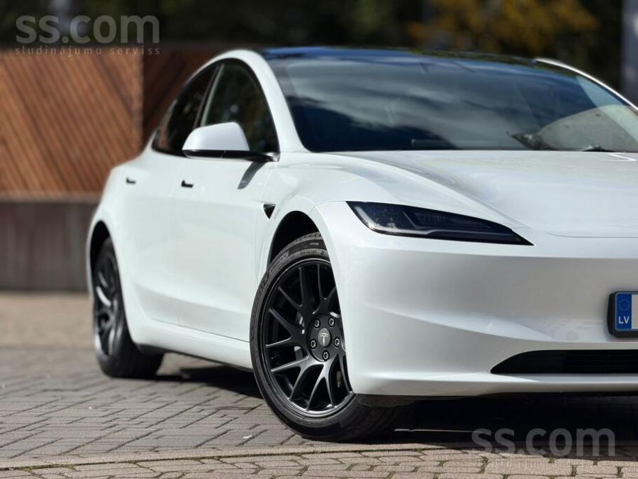 Balts Tesla Model 3 2024 Jelgava, ar dzinēja tilpumu 0.00 L un nobraukumu 64 tūkst. km par 34000 €, foto 5 vietnē AUTOMOTO.COM.LV