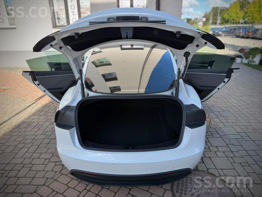 Balts Tesla Model 3 2024 Jelgava, ar dzinēja tilpumu 0.00 L un nobraukumu 64 tūkst. km par 34000 €, foto 7 vietnē AUTOMOTO.COM.LV