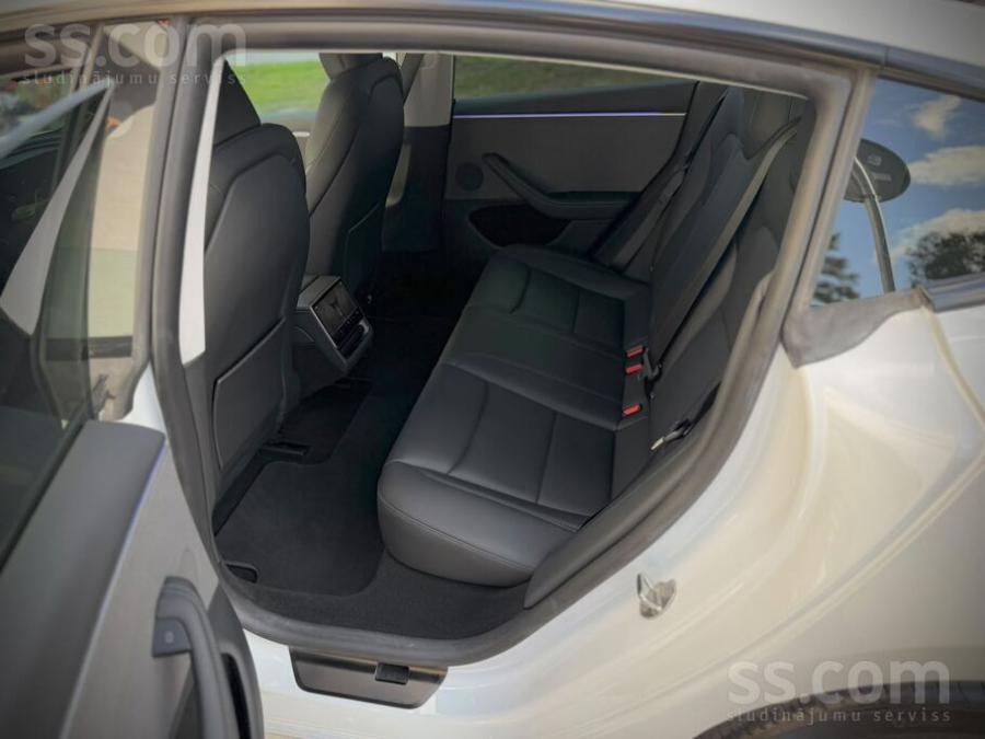 Balts Tesla Model 3 2024 Jelgava, ar dzinēja tilpumu 0.00 L un nobraukumu 64 tūkst. km par 34000 €, foto 15 vietnē AUTOMOTO.COM.LV